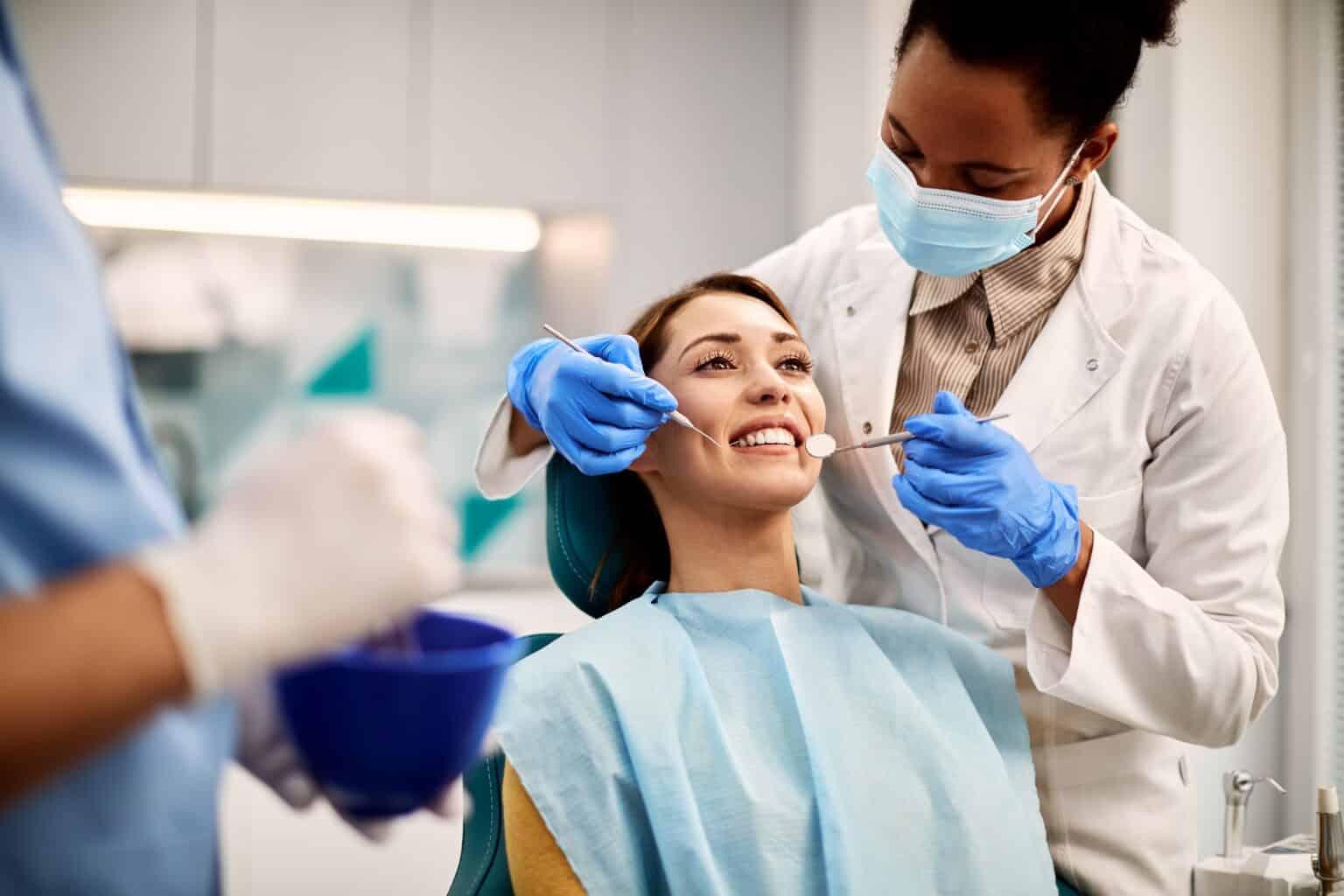 Reasons to Consider Cosmetic Dentistry in 2025